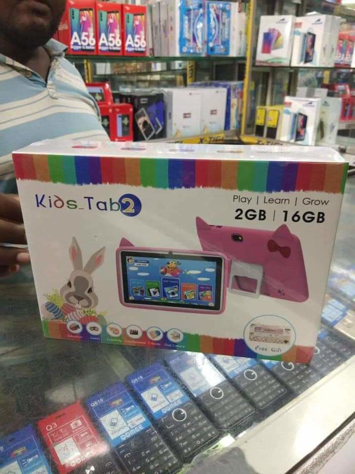 Lenosed Tablette éducative Kids Tab 2 - 7'' - 1.5 Ghz - 16 GB - 2Go - Rouge + Etui