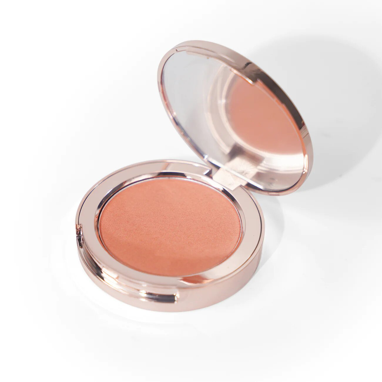 Blush Compact / Fard à joue de Klara Beauty